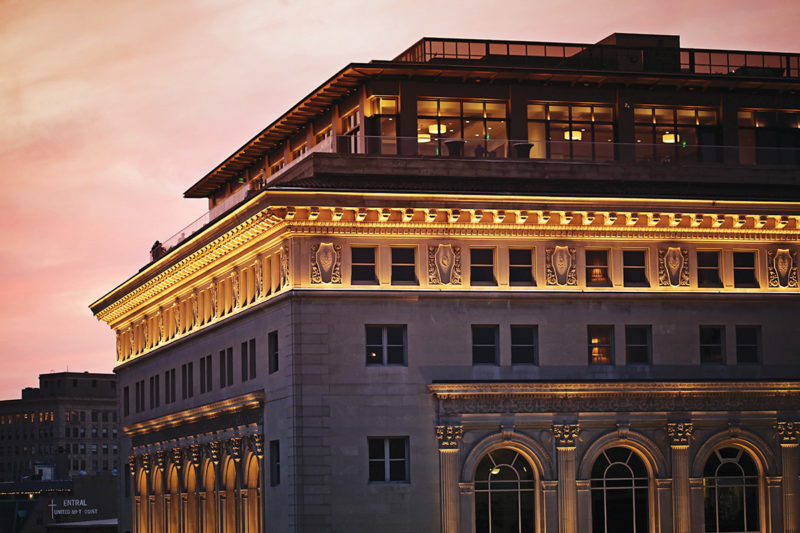 Regional Feature: The Detroit Athletic Club - Michigan Home and ...